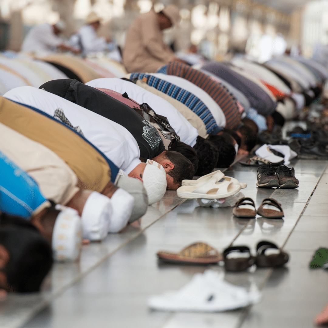 The 5 Daily Prayers in Islam and What They Mean - QuranForU - Online ...